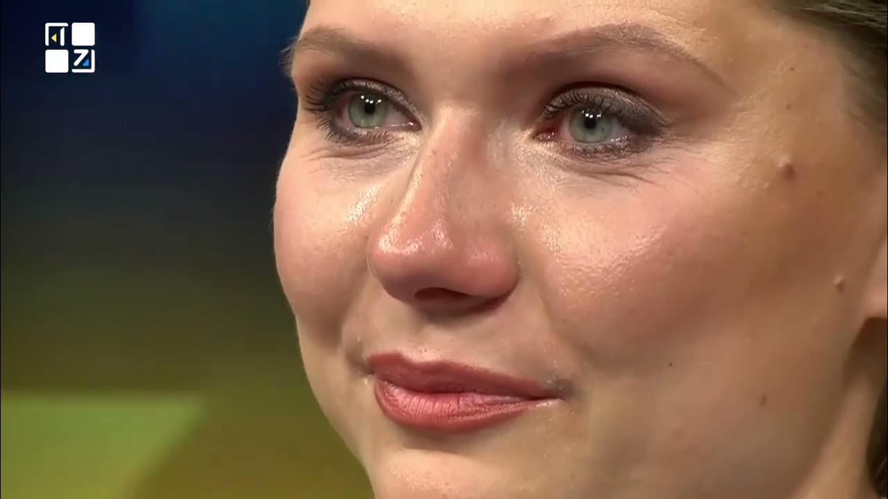 Боєць ЗСУ освідчився телеведучій у прямому ефірі - YouTube