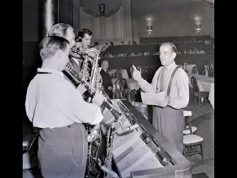 "Intermezzo" (1941) Glenn Miller/Bill Finegan - YouTube