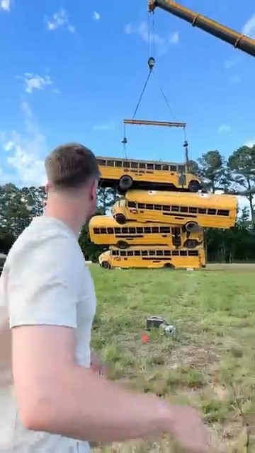 mr beast how many bus san we put on each other #subscribetomychannel # ...