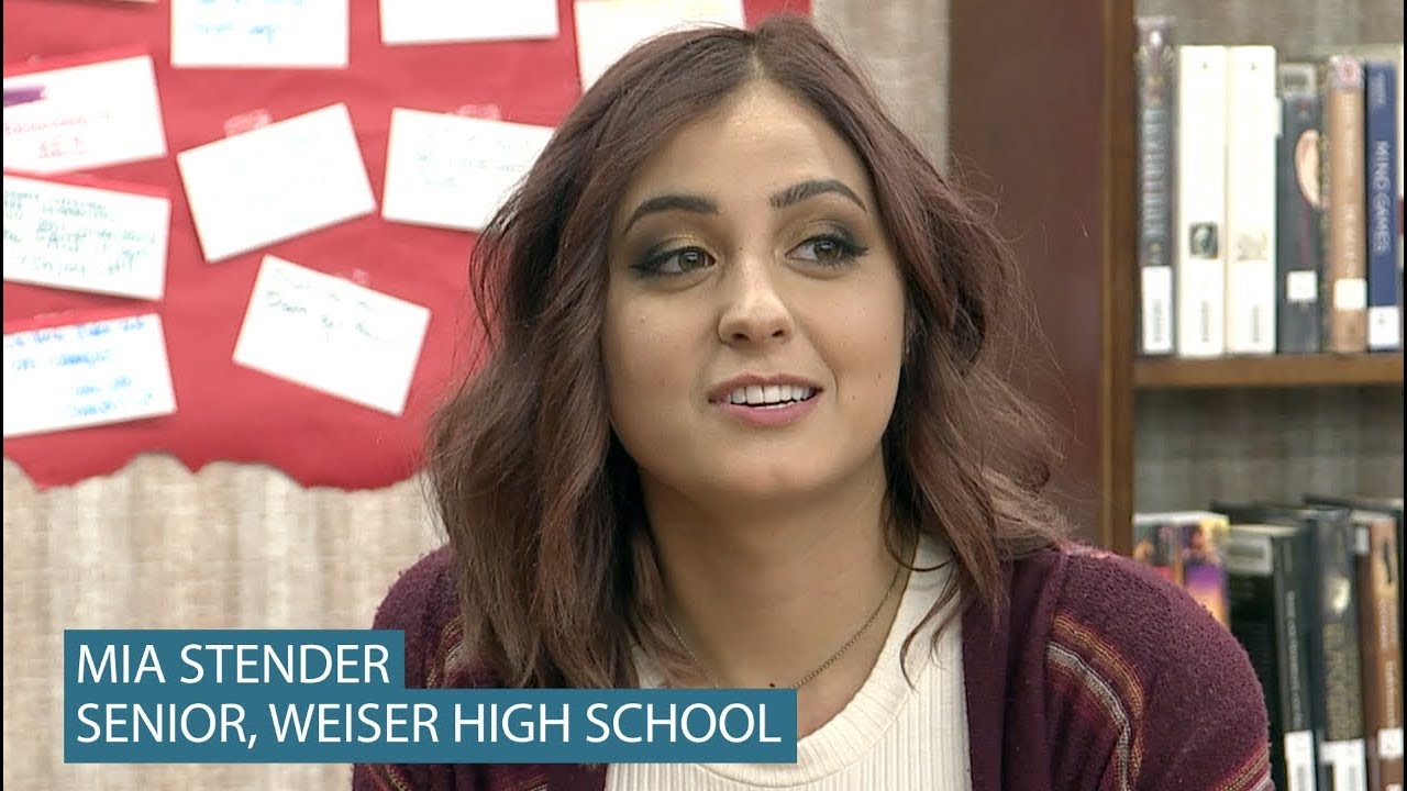 Mia Stender - YouTube