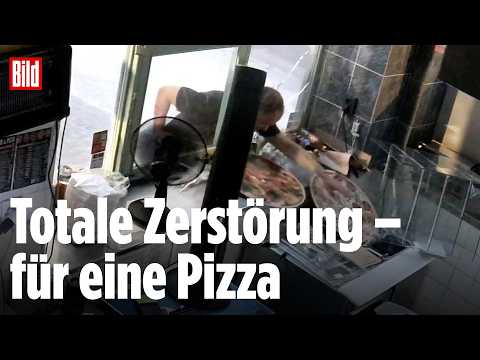 Für eine Pizza: Mann schlägt Fensterscheibe ein – mit einem Verkehrsschild
