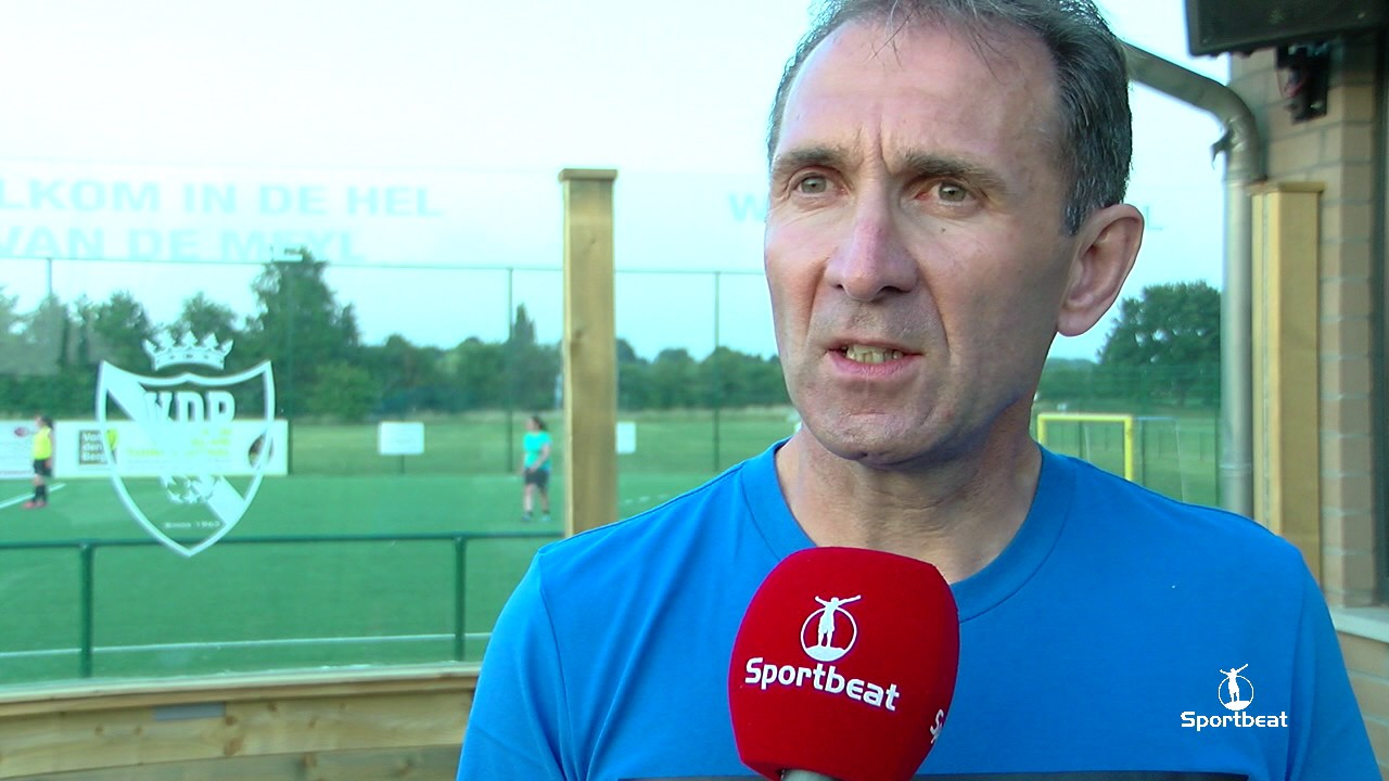Luc Bosmans over het EK en de Red Flames. - YouTube