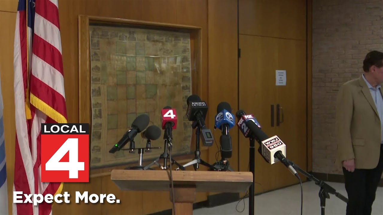 Officials give update after Macomb County building explosion - YouTube