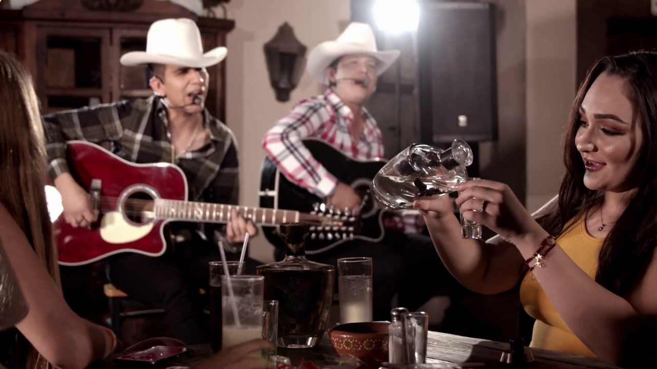 Jovanny Cadena y Su Estilo Privado - El Melate [En Vivo] - YouTube