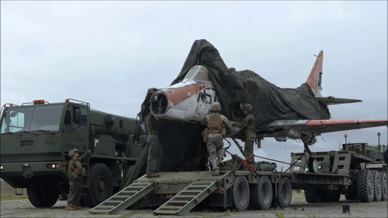 Marines Conduct Downed Aircraft Recovery Exercise - YouTube