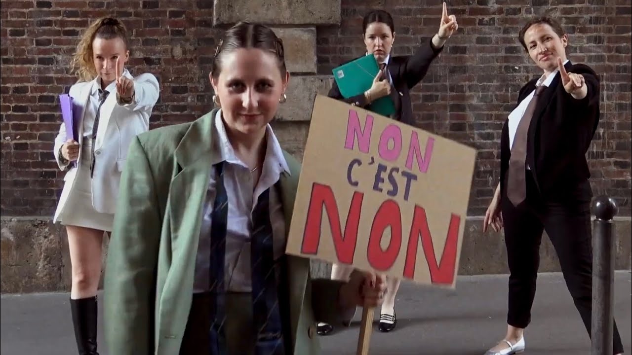 Louise Chérie - Non. (clip officiel) - YouTube