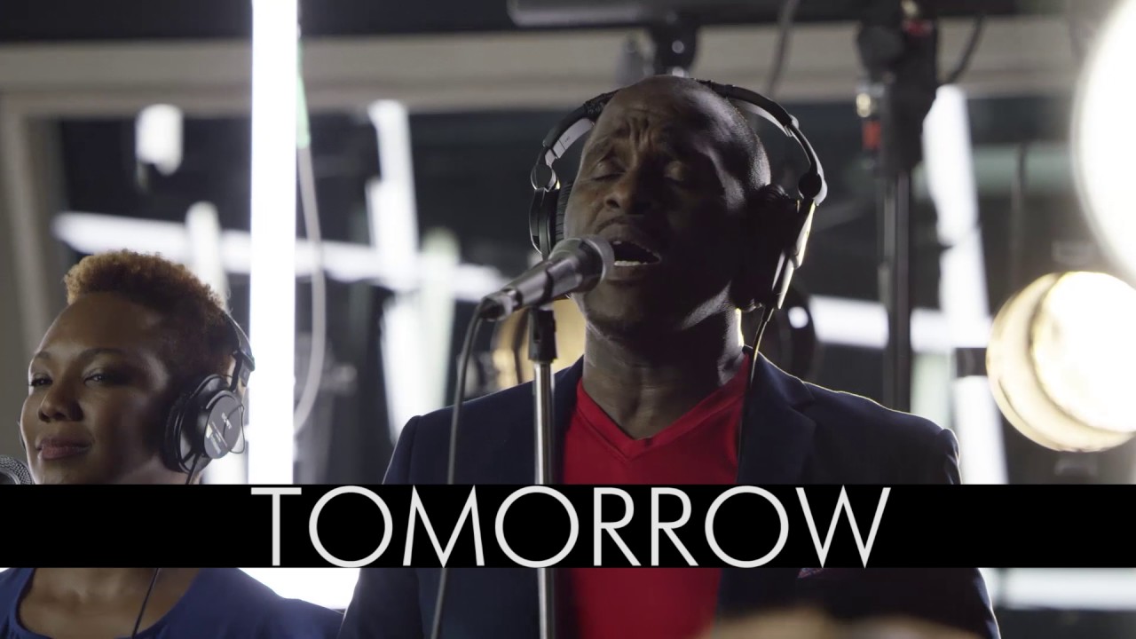 Carvin Winans - Tomorrow | On Sessions X - YouTube