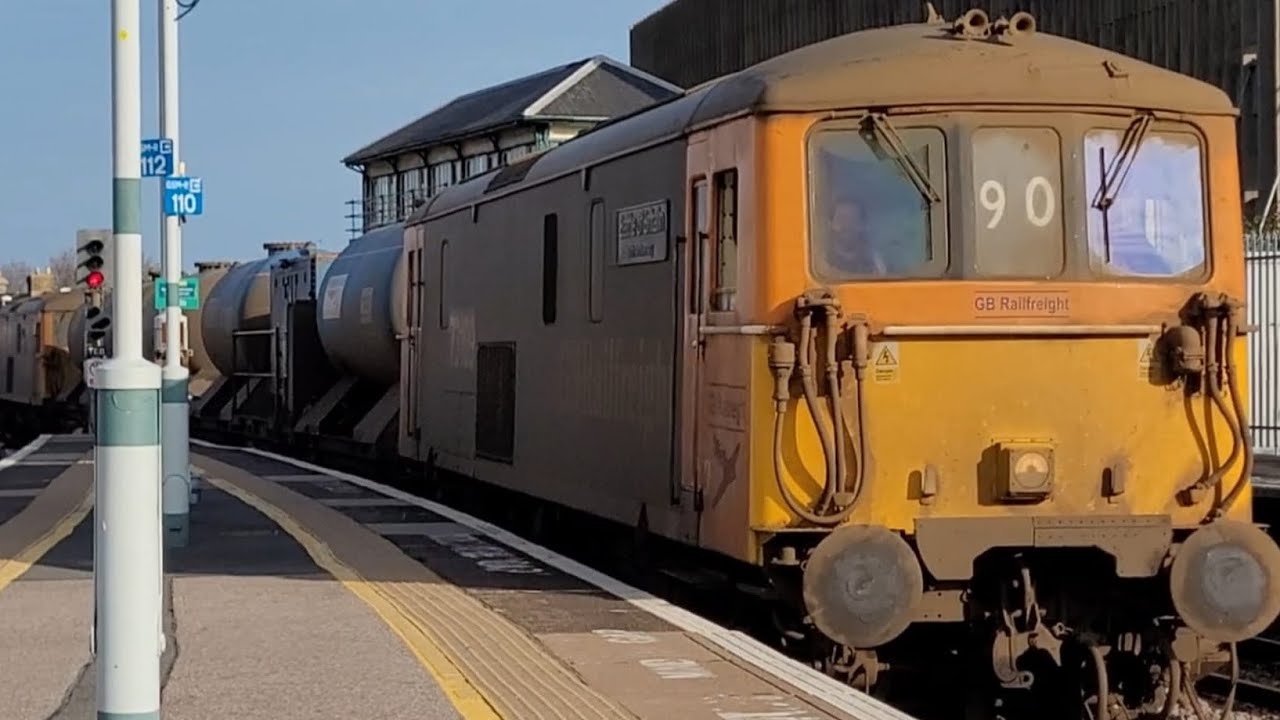Class 73 RHTT at Eastbourne - 13/11/2022 - YouTube