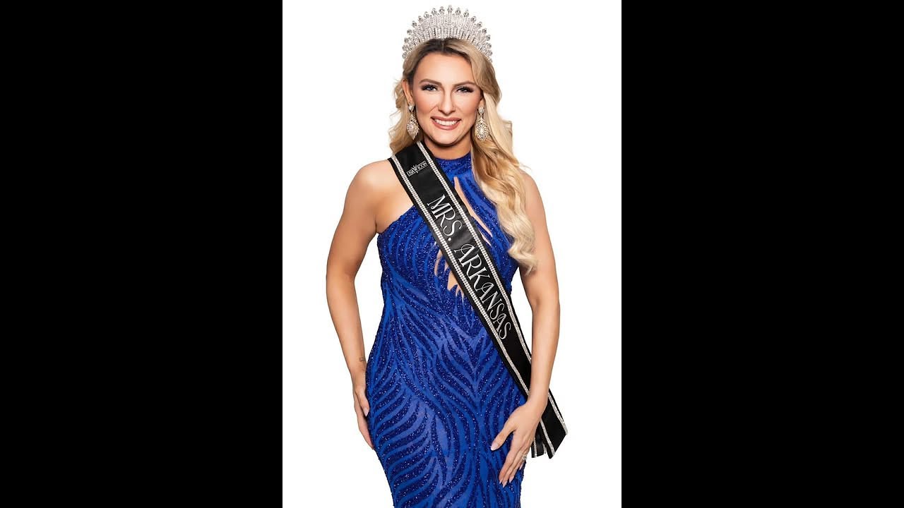 USA ICON Mrs. Arkansas 2025 Megan Wells talks about her journey - YouTube