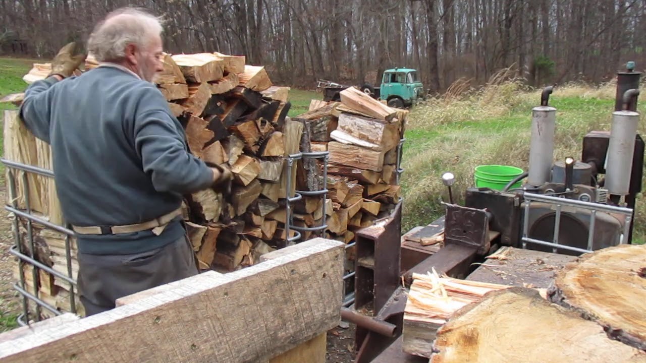#161 A little more fire wood splitting - YouTube