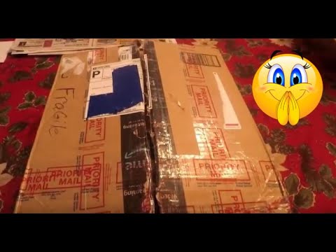 Unboxing A Rare Unique Antique WAPAK Z Logo Cast Iron Skillet - YouTube