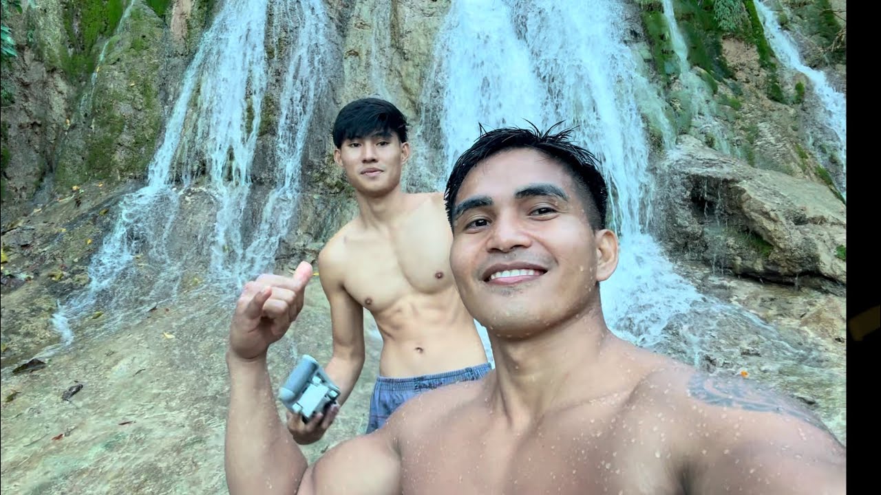 BEAUTIFULL BOYS in Waterfalls /Bernaldkamatcho - YouTube