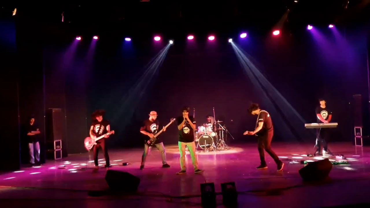 " Apaches " band live @ Ravindra Natya Mandir. - YouTube