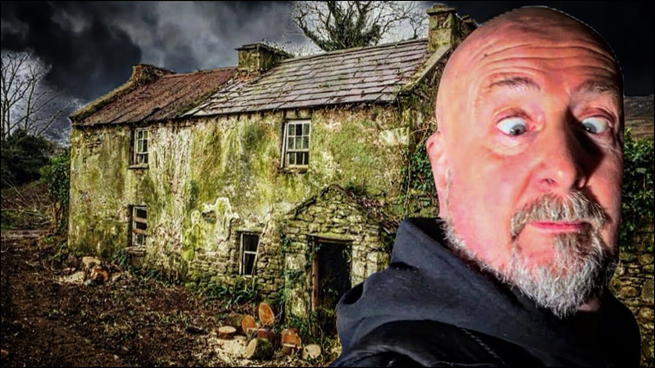 This terrifying ABANDONED house could have collapsed at any time - YouTube