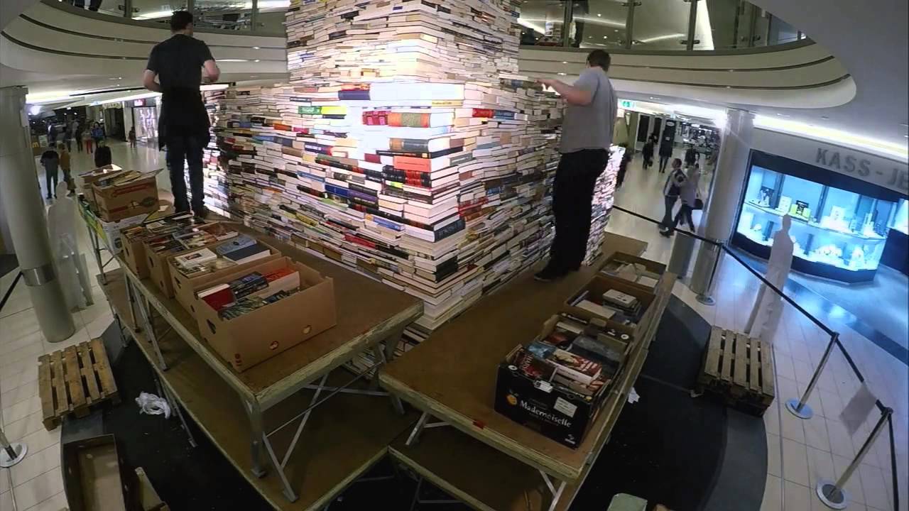 Largest book pyramid: Luxembourg broke Guinness World Records record ...