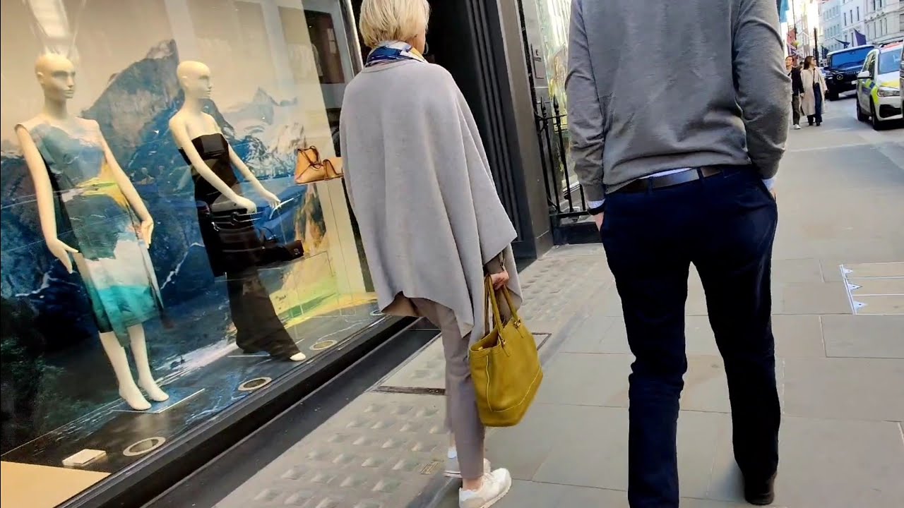 What People Are Wearing In London Street Fashion Youtube