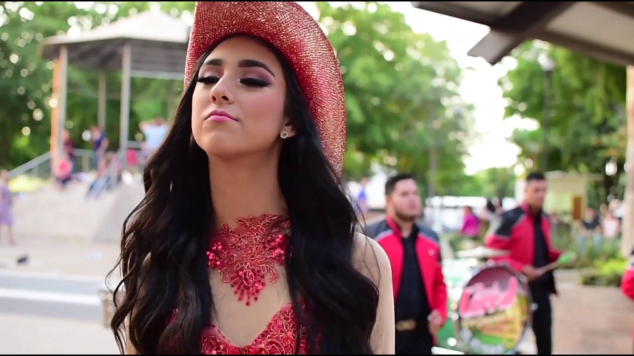 Rosa Michell "YO NO VOLTEO PA ATRÁS" - YouTube