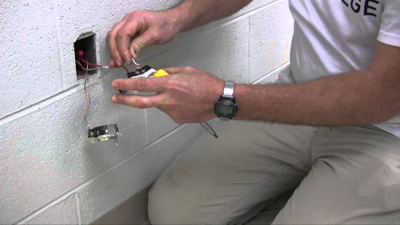 Home Maintenance: Outlet Replacement - YouTube