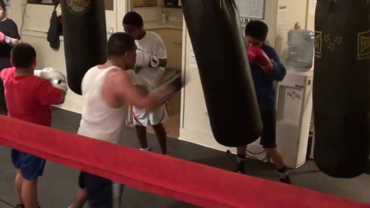 Arvin Boxing Club and Youth Center 11 13 13 2 - YouTube