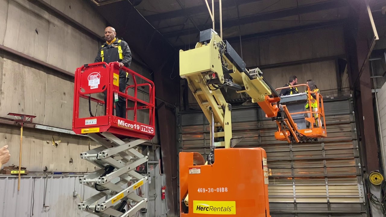 Scissor Lift Training with Herc - YouTube