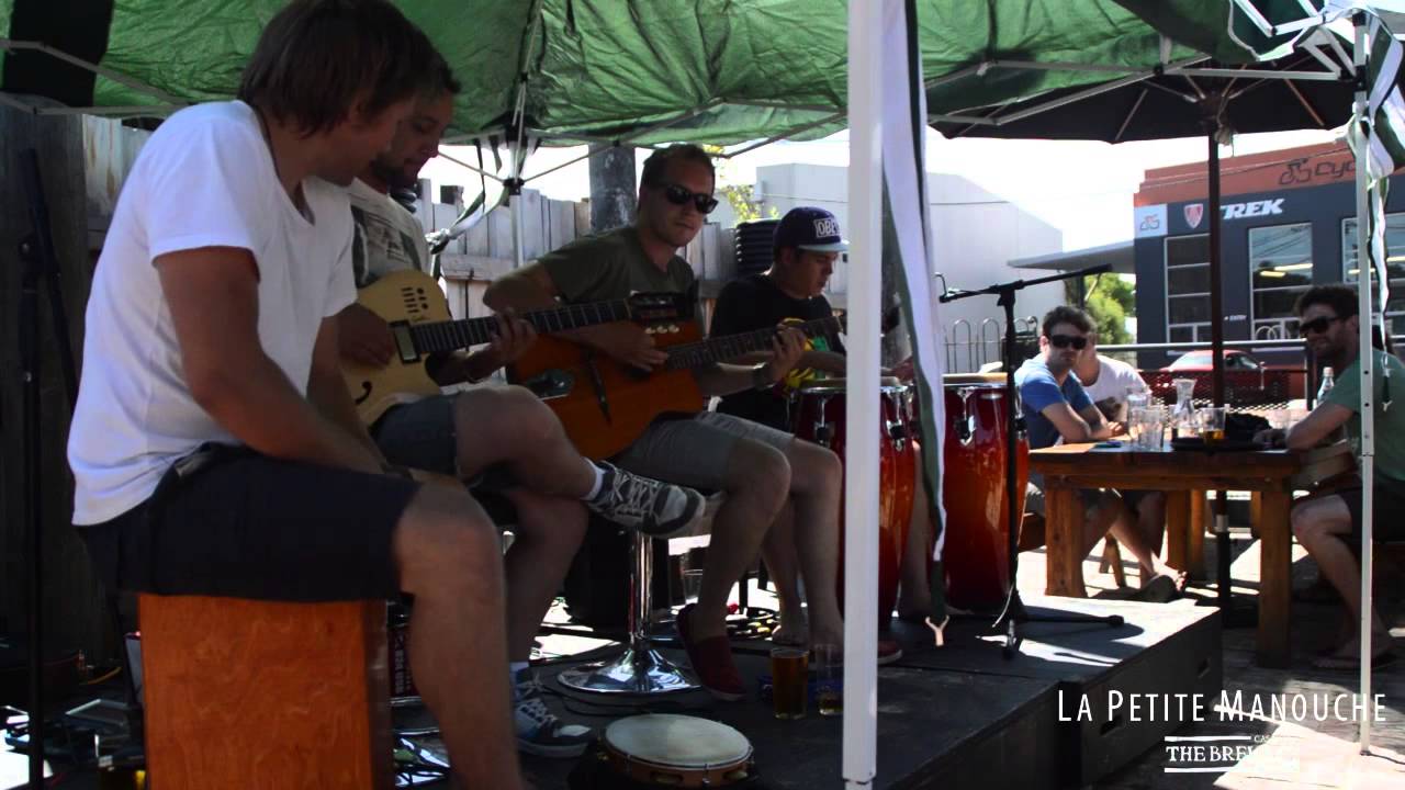 LA PETITE MANOUCHE - Odd Times, Odd Places LIVE (feat. Tim Sellars & H ...