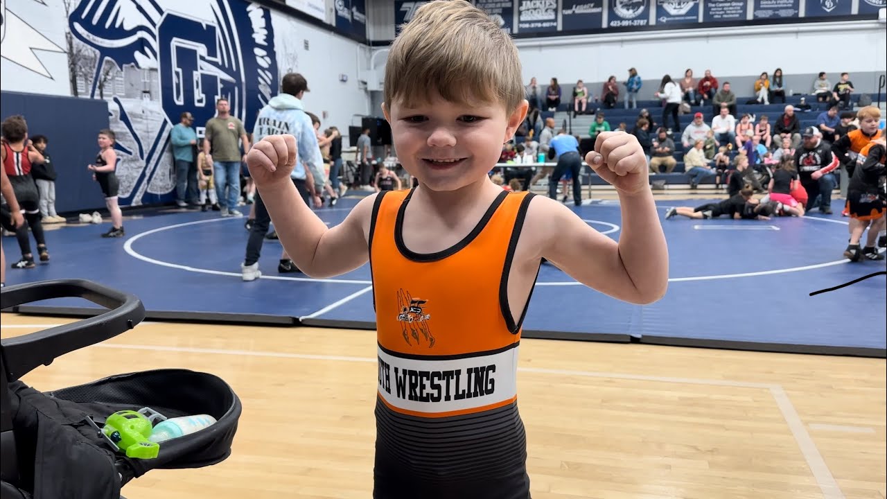 Dallas Quinn Wrestling at Gordon Lee beginner Tournament 40/45lbs - YouTube