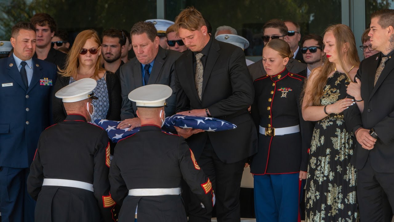 Marie Sgt. Nicole Gee Killed In Suicide Bombing In Kabul Airport ...