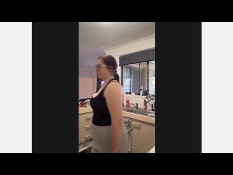 BEAUTIFUL MOM