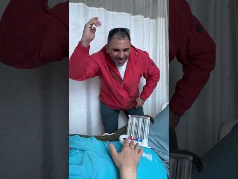 Ailenin hiçbir işi çözemeyen, sırf şekil delikanlısı