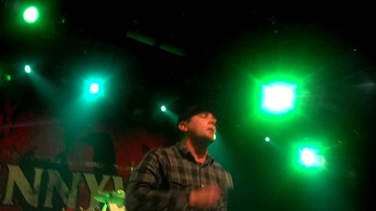 Pennywise Bro Hymn Tribute 2013 Vancouver BC - YouTube