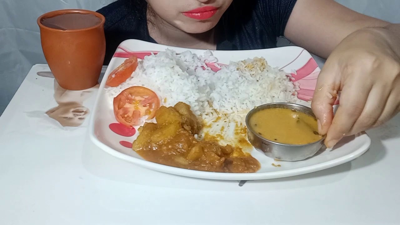 Allu Curry🍛🍛 with Rice Eating So 😋😋 - YouTube