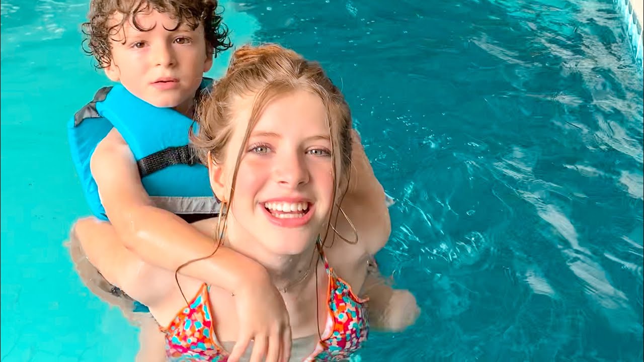 MAIS UM DIA ABENÇOADO EM GRAMADO (parte 03) - Modelo Julinha - YouTube