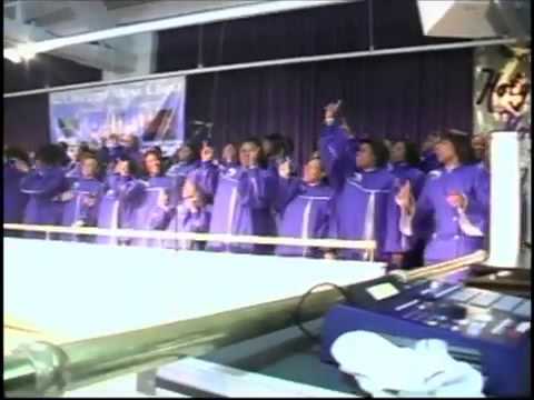 Jesus Promised Chicago Mass Choir featuring Percy Gray YouTube - YouTube