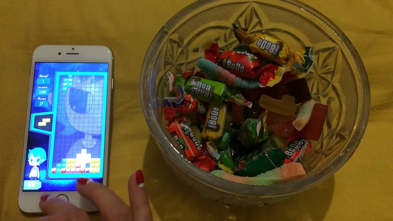 ASMR eating - Candy / АСМР жевание, чавканье - Конфеты - YouTube