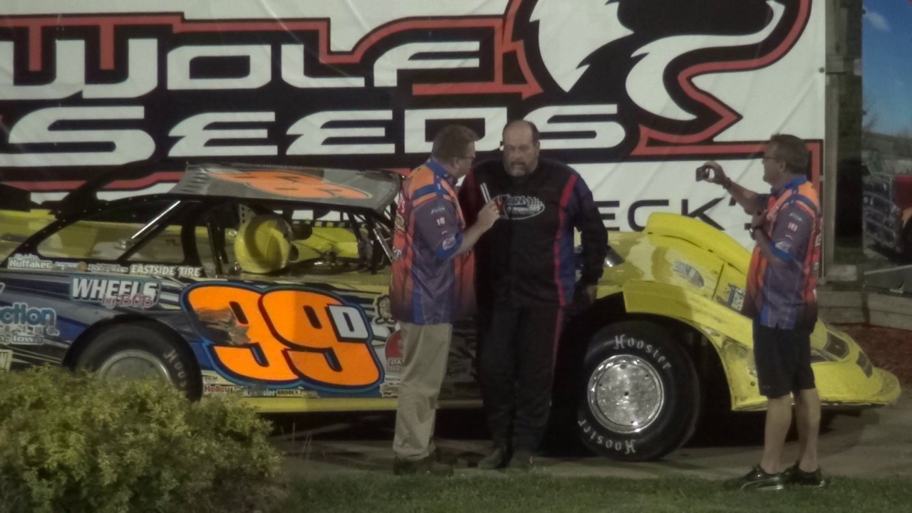 IMCA Late Model Last Chance Dash Marshalltown Speedway 5/26/17 - YouTube