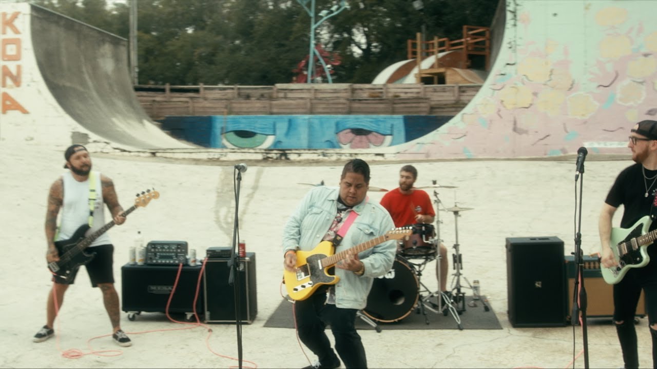 KNIVES - "HOME" (Official Music Video) - YouTube