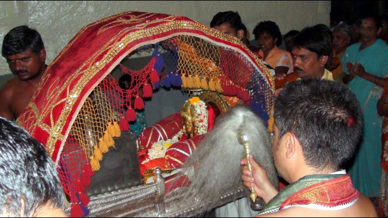 Shri Datta Pradakshina - Shripad Shrivallabha Mandir, Kuravpur ...