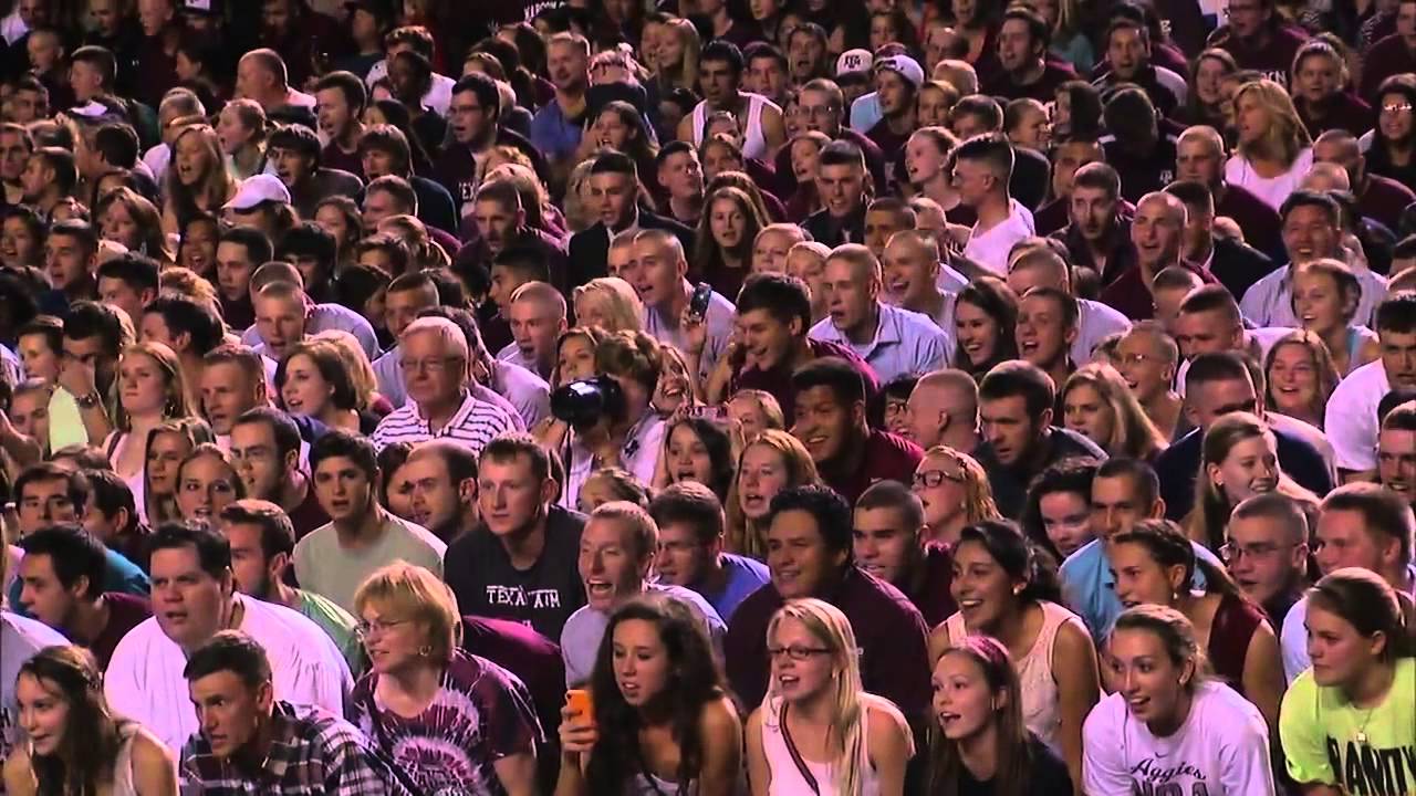 Texas A&M Midnight Yell Practice - YouTube