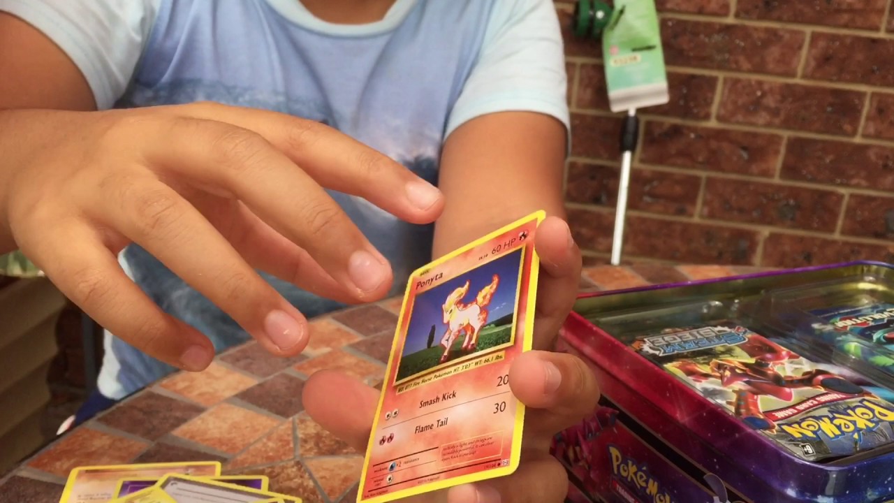 Pokémon Treasure Chest Box Opening - YouTube