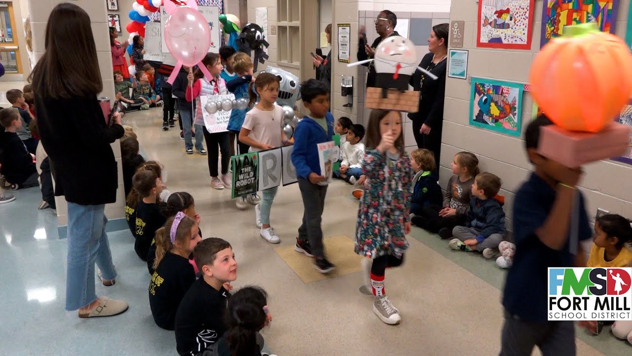 The Balloons Over Dragon Way Parade at Doby's Bridge Elementary - YouTube