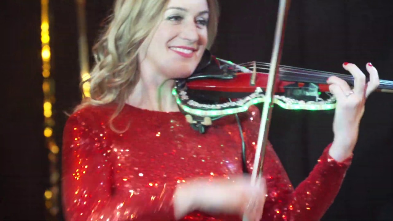 Lisa Rollin Electric Violinist Showreel - YouTube