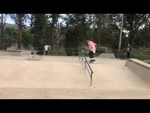 Patinando en puerto rico (cortos) - YouTube