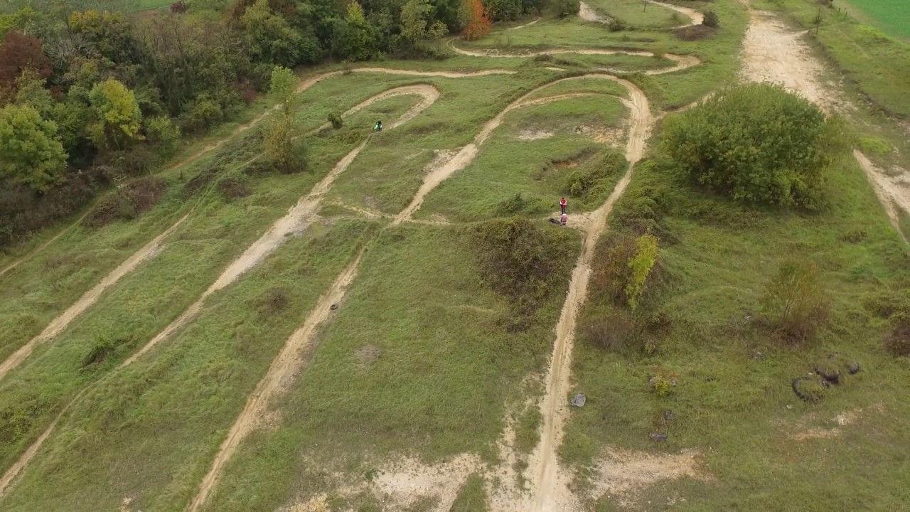 bucy le long terrain de motocross - YouTube