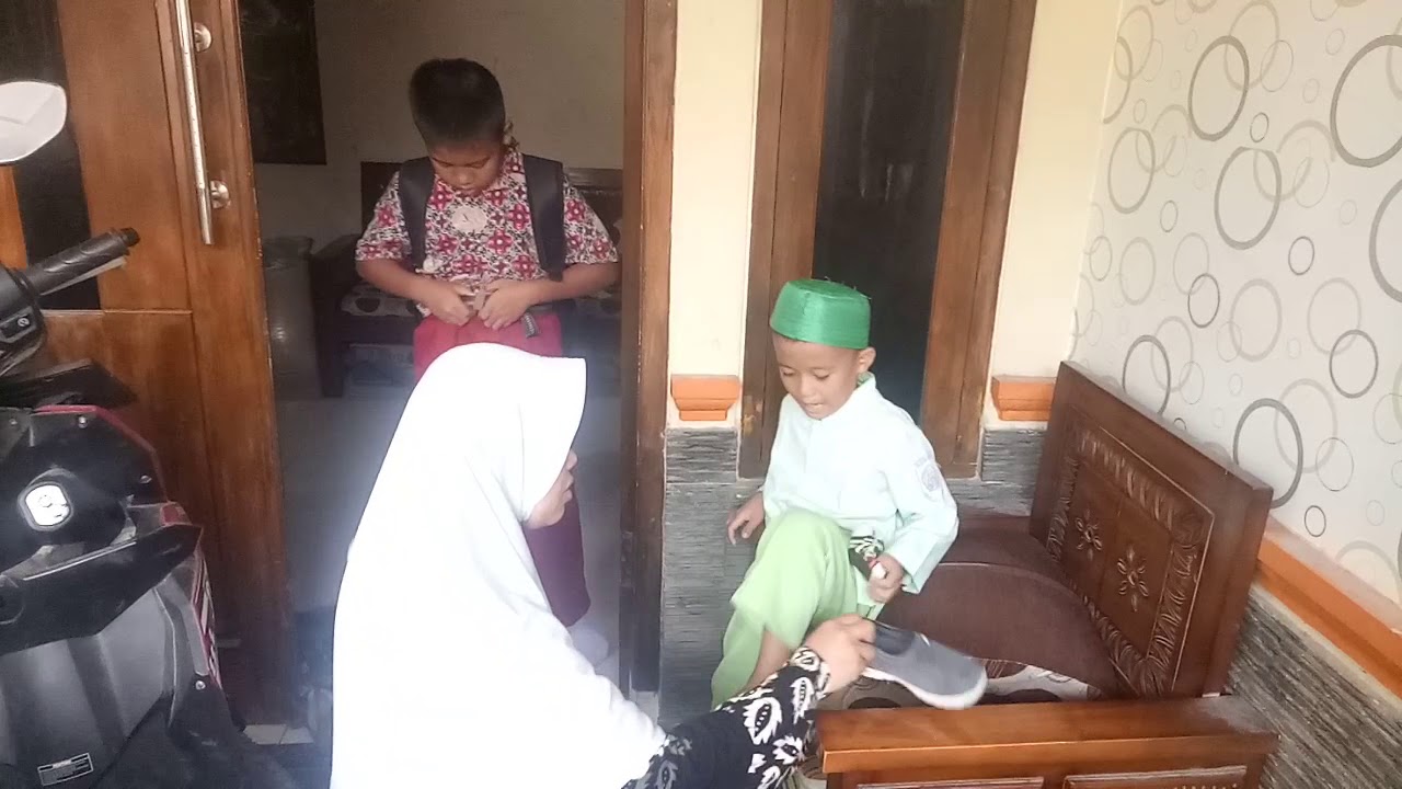 Aditya dan Pradipta - YouTube
