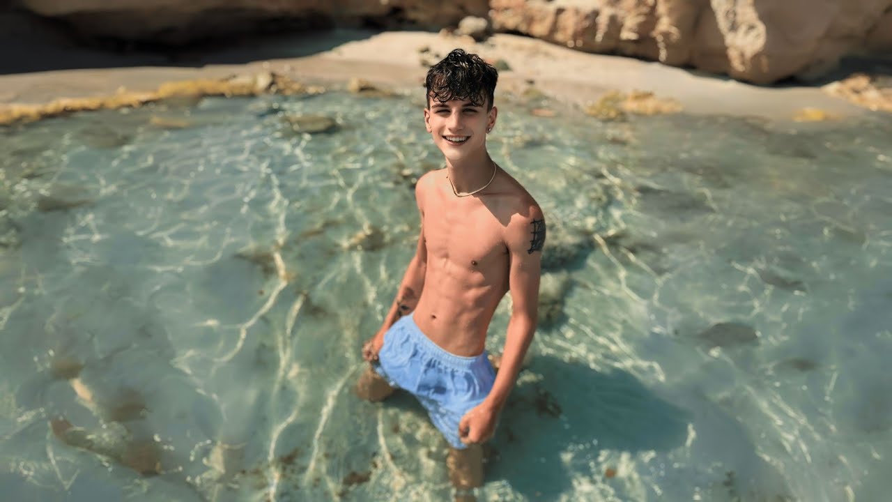 Pretty Gorgeous Young Fitness Model | ELIAS - YouTube