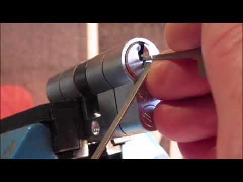 Single Pin Picking V5 Euro Cylinder Lock - YouTube