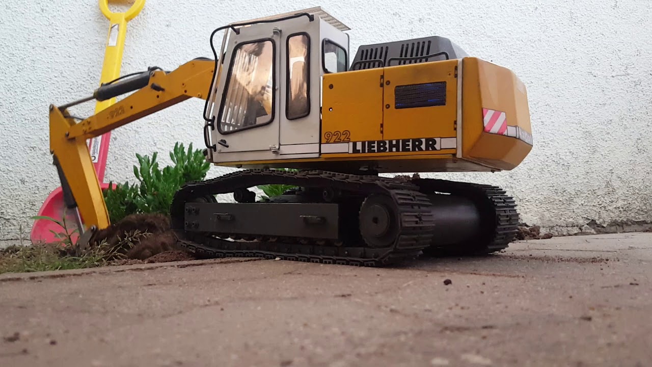 Liebherr 922 Leimbach Test baggern mit neuer 450 ml Pumpe von Leimbach ...