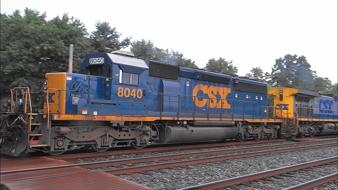Ex-Seaboard EMD SD40-2 On CSX Q388 Freight Train - YouTube