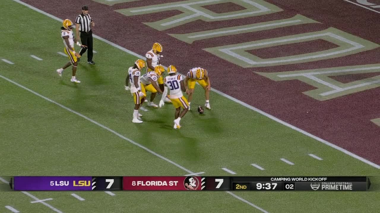 PERFECT PUNT 🤯 Jay Bramblett lays it right on the 1-yard-line for LSU 🔥 ...