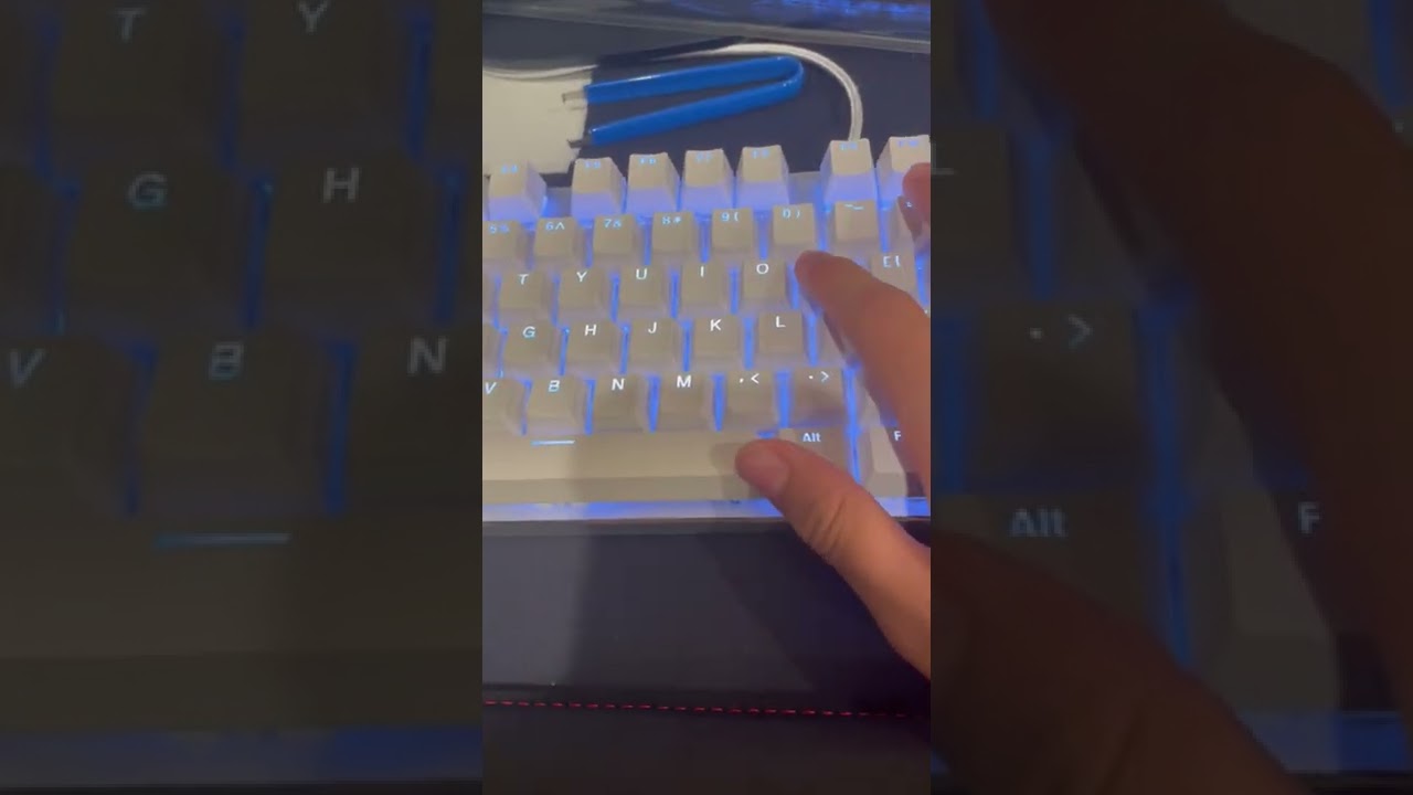 How to type 'sup' on keyboard🤔 #Keyboards #Subscribe #Meme #Viral - YouTube